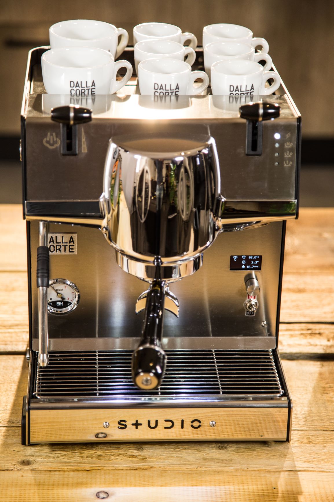 Espresso Society | Dalla Corte - Studio Weiß | Alles zum Thema Espresso, Siebträgermaschinen ...